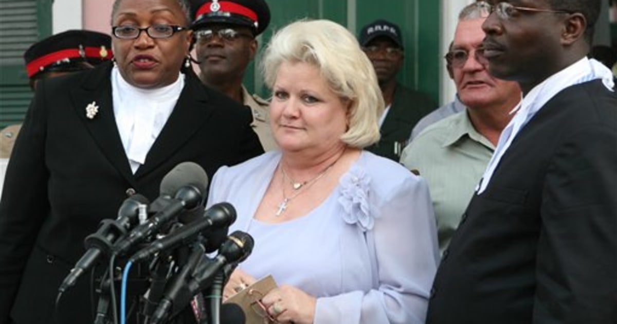 Deal sought to avoid fight over Smith baby