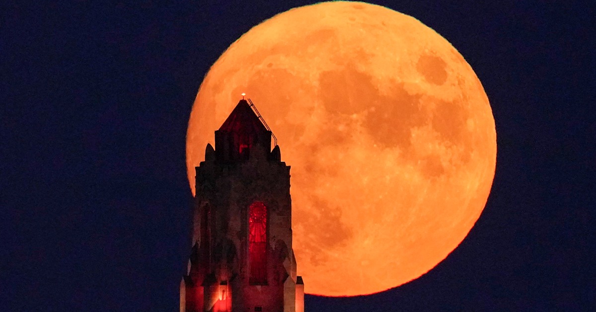 Rare ‘blue moon’ lights weekend skies