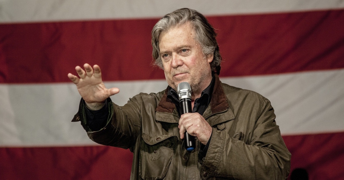 House votes to hold Steve Bannon in criminal contempt of Congress House votes to hold Steve Bannon in criminal contempt of Congress