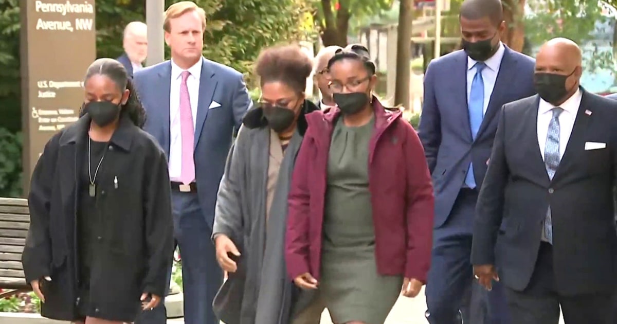 Families of Charleston church massacre reach settlement with Justice ...