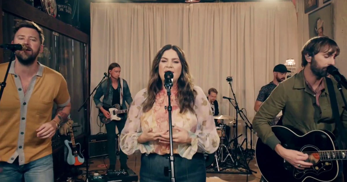 Lady A performs 'American Honey'