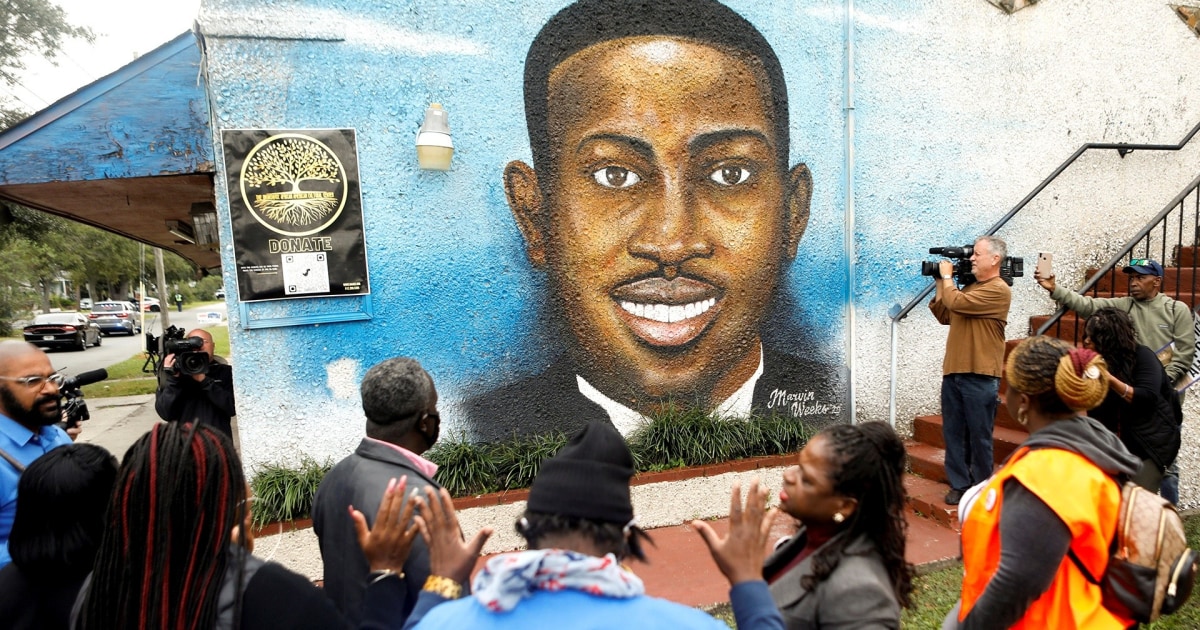 Ahmaud Arbery trial begins in Georgia after contentious jury selection