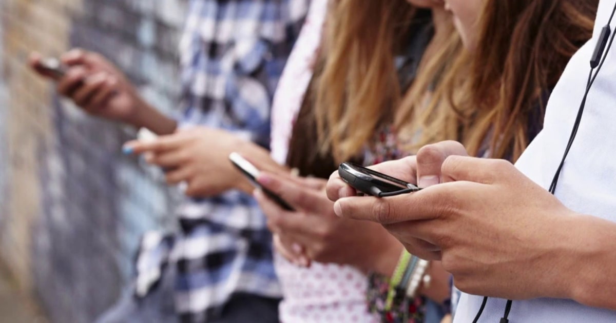 Computer-generated ‘virtual influencers’ are becoming social media stars