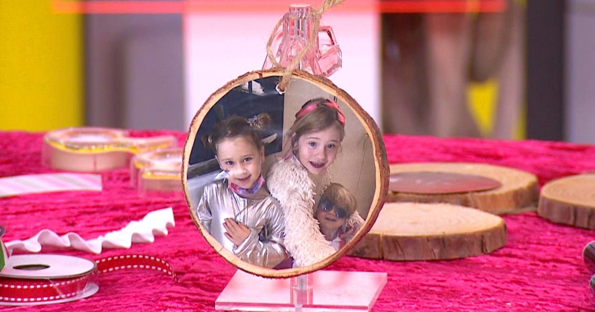Hilary Farr helps Hoda and Jenna decorate for the holidays
