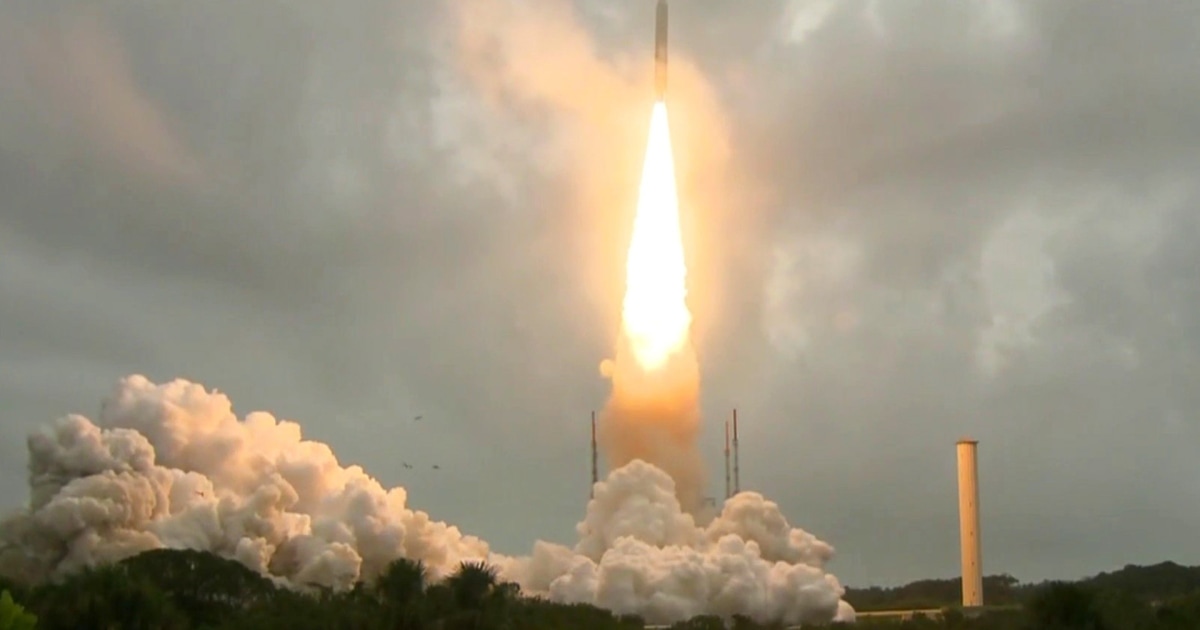 NASA launches largest and most powerful telescope into space