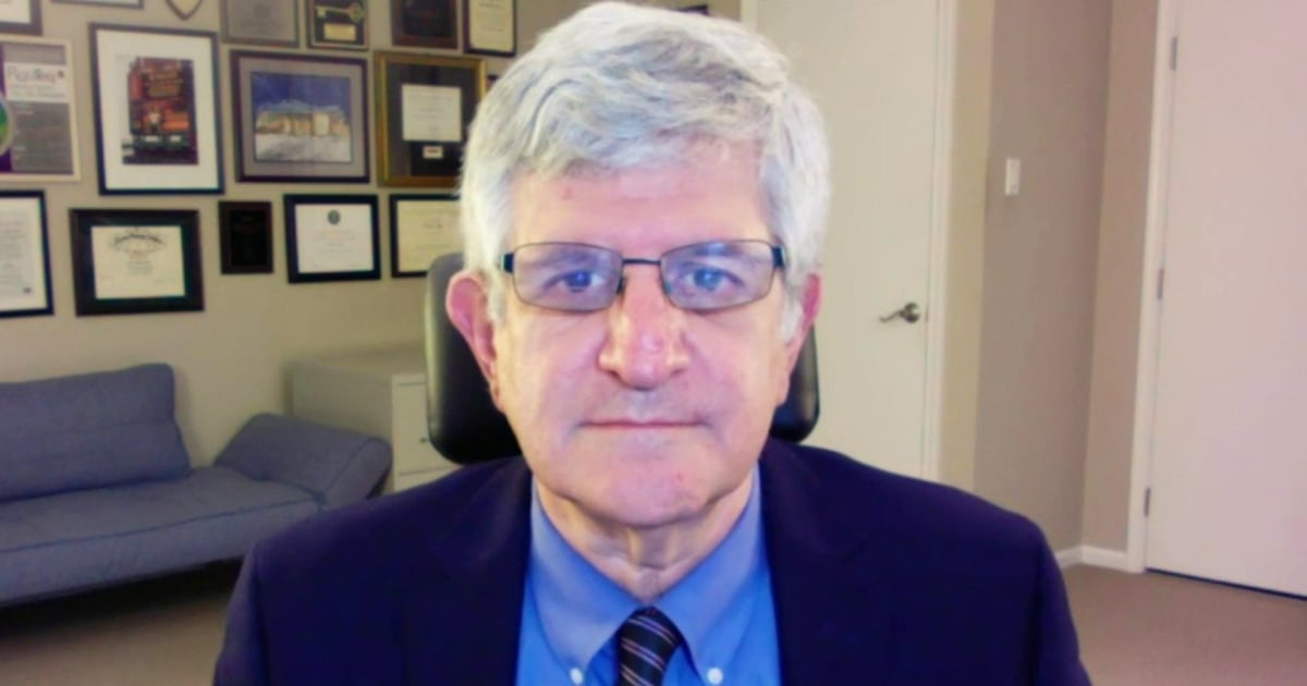 Omicron will ‘sweep across the country’ after holidays, doctor says