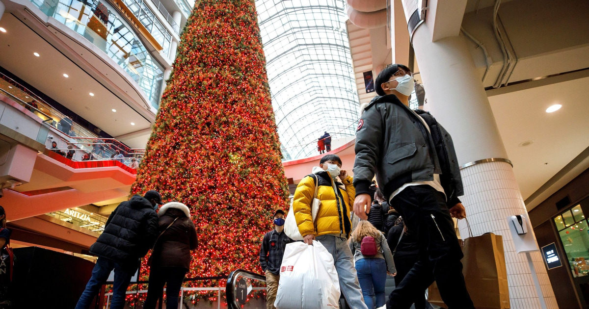 How to handle holiday gift exchanges and returns