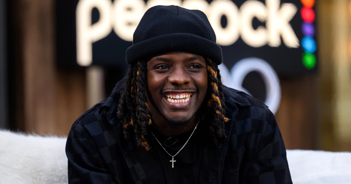 D'Ernest Johnson talks inspiring road to NFL, gets surprised by fans