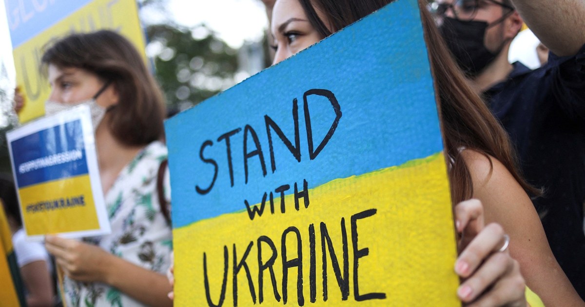 The worldwide effort to aid Ukrainians amid humanitarian crisis
