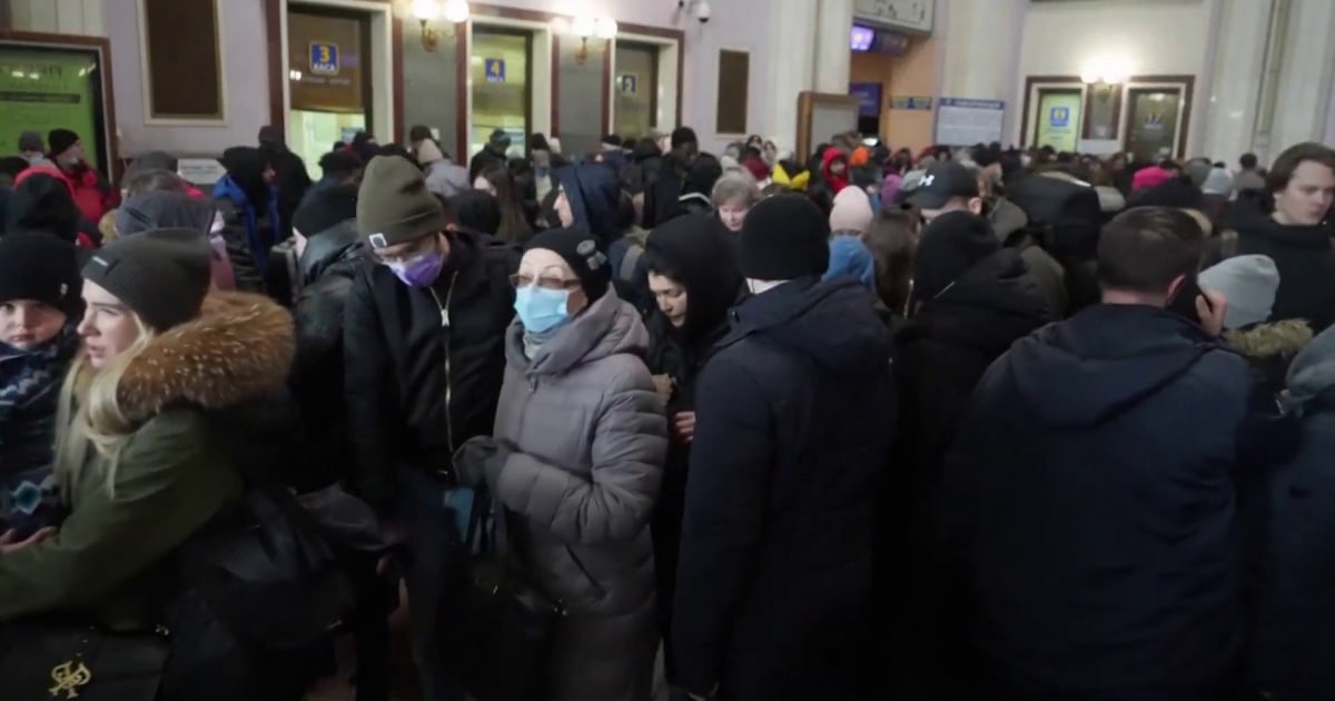 Ukrainian refugee crisis intensifies as hundreds of thousands flee