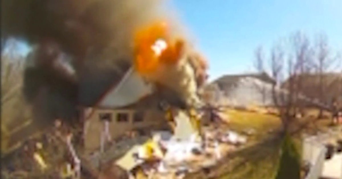 Gas explosion levels house in St. Louis