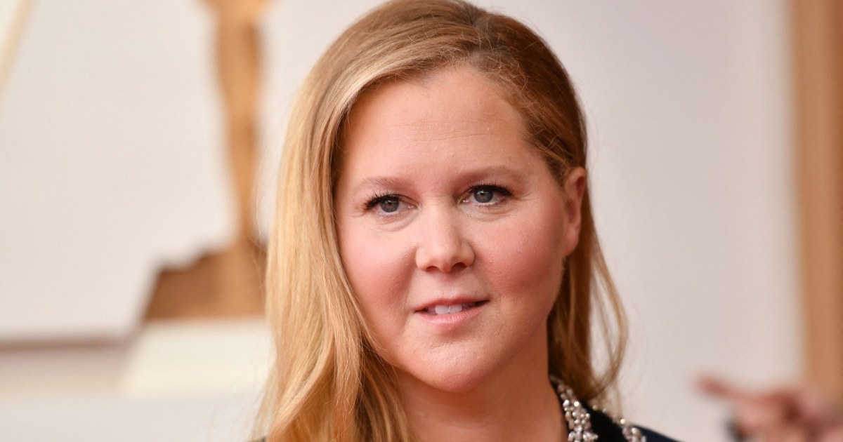 Amy Schumer: Chris Rock handled Will Smith slap ‘like a pro’