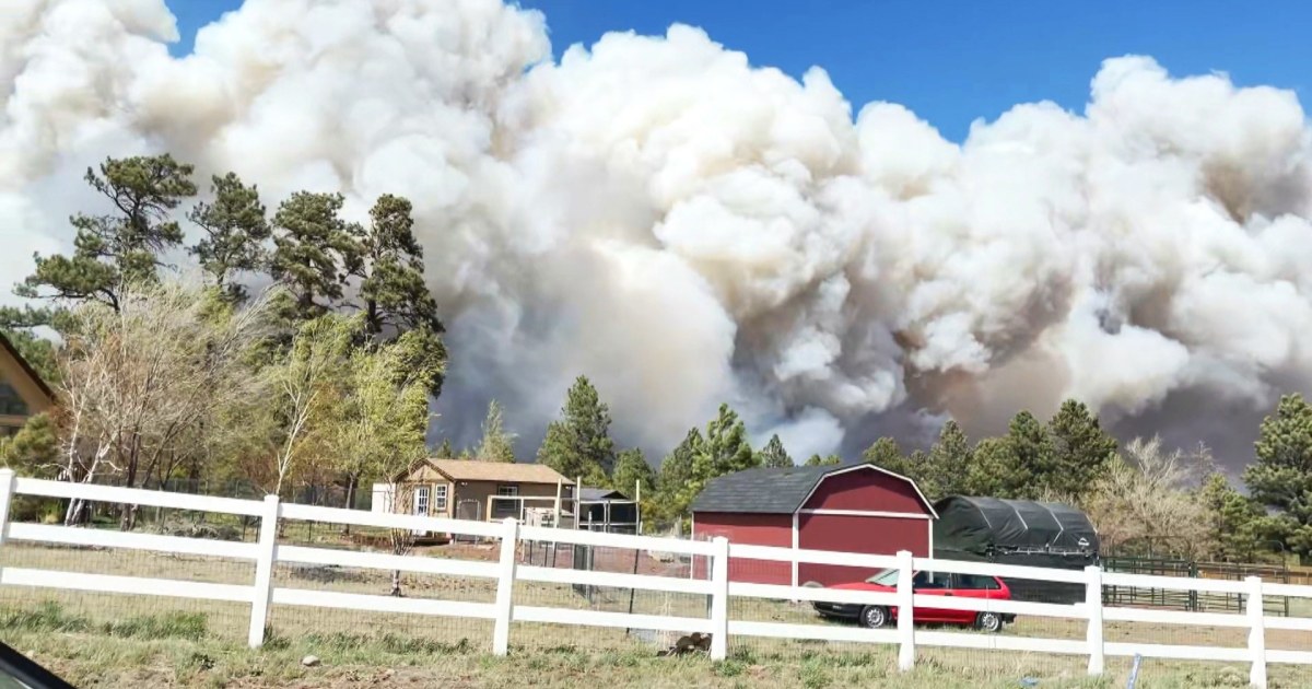 Arizona wildfire forces evacuations in the state