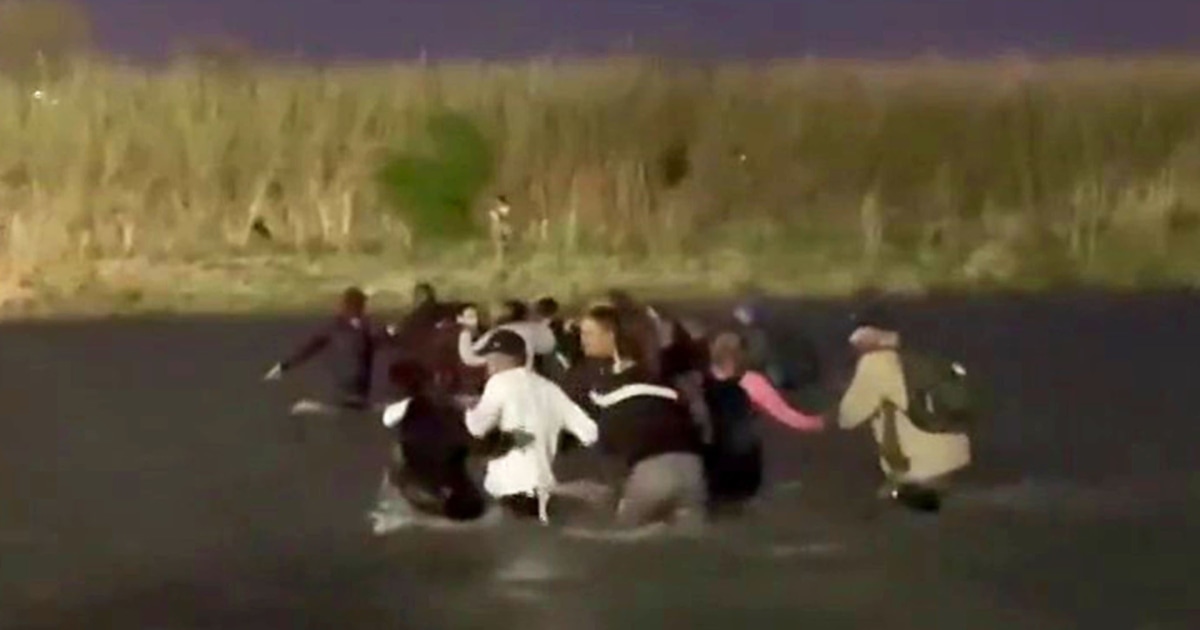 Record wave of Cuban migration to US fueled by political turmoil