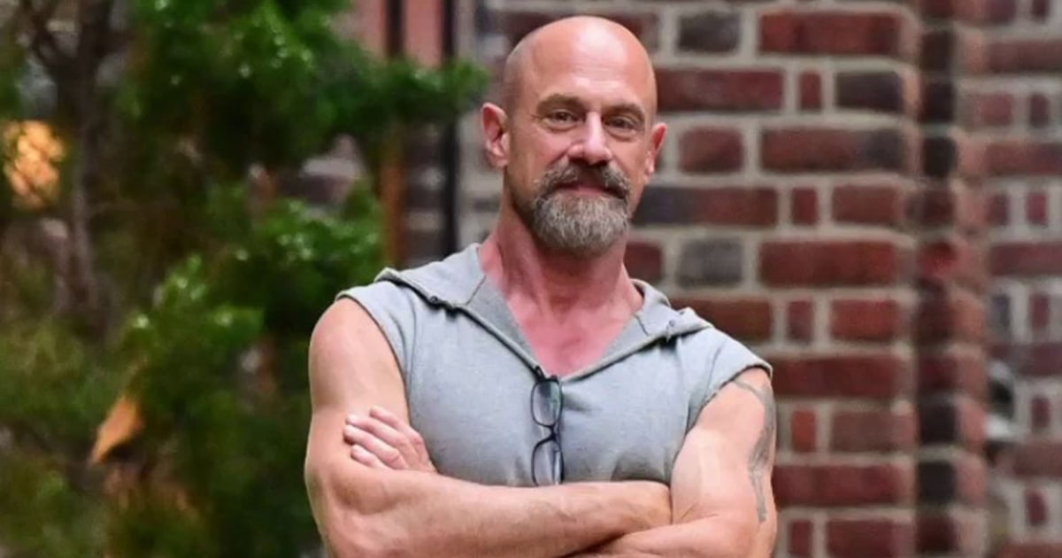 ‘zaddy Christopher Meloni Opens Up About Working Out In The Nude