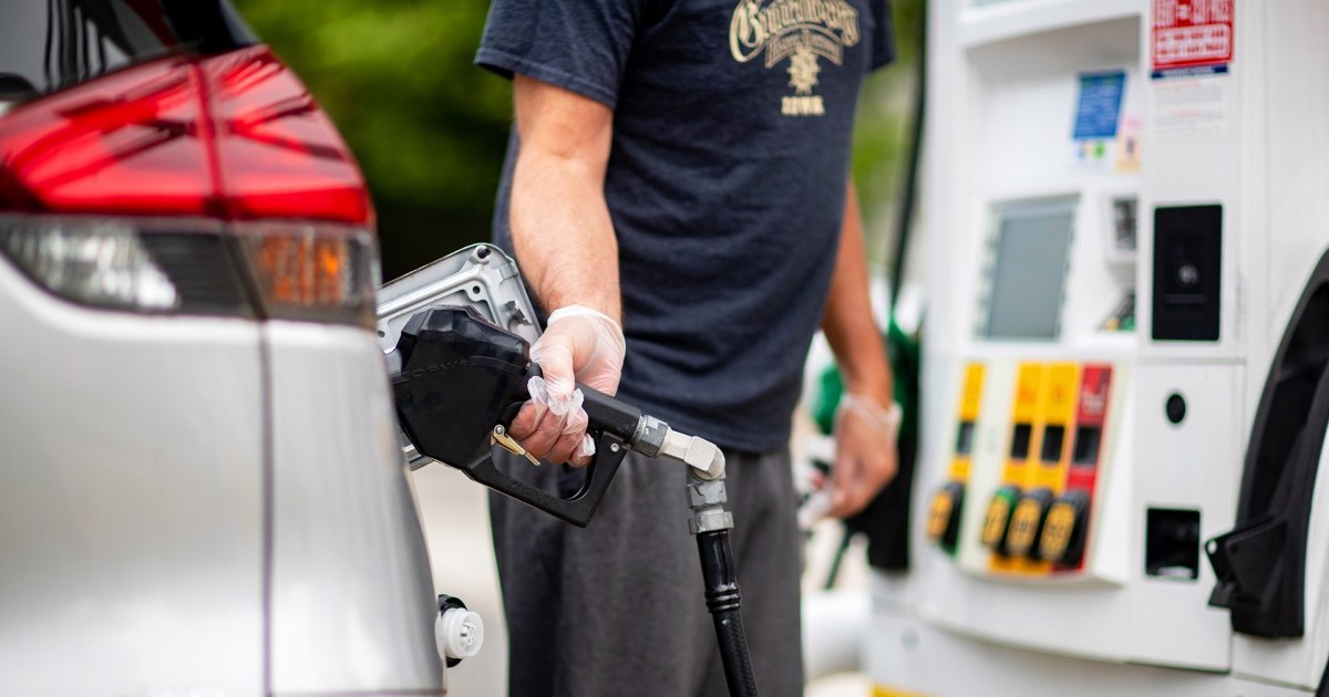 Gas price averages hit $5 a gallon while inflation climbs to 40-year high