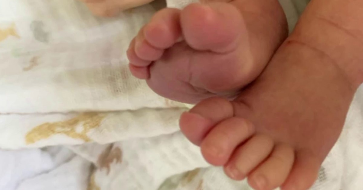 ‘Schitt’s Creek’ star Sarah Levy welcomes baby with honor to dad