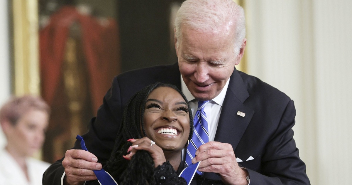 Medal of Freedom awarded to John McCain, Simone Biles, others