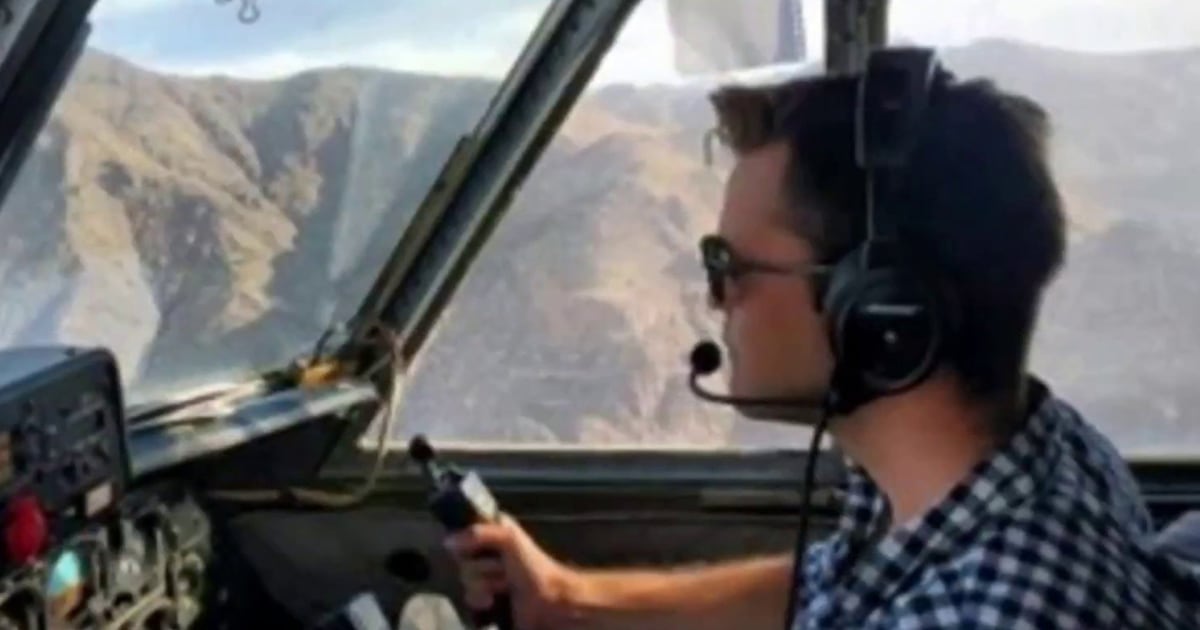 Small plane makes emergency landing without one of its pilots