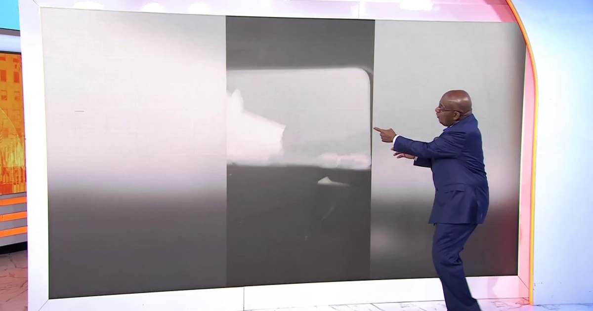 Video shows hail smashing through car windows in Canada