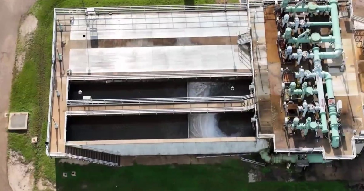 Temporary pump restores some water in Jackson, Mississippi