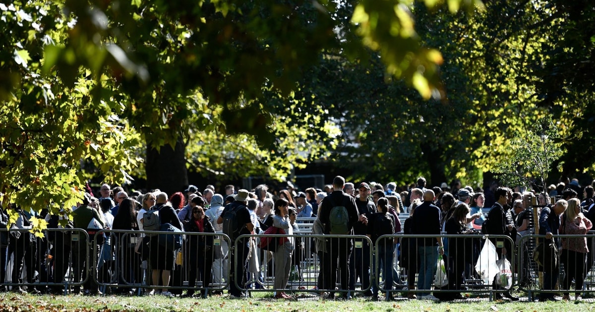 Mourners line up for 24-hour wait to view Queen’s coffin in London