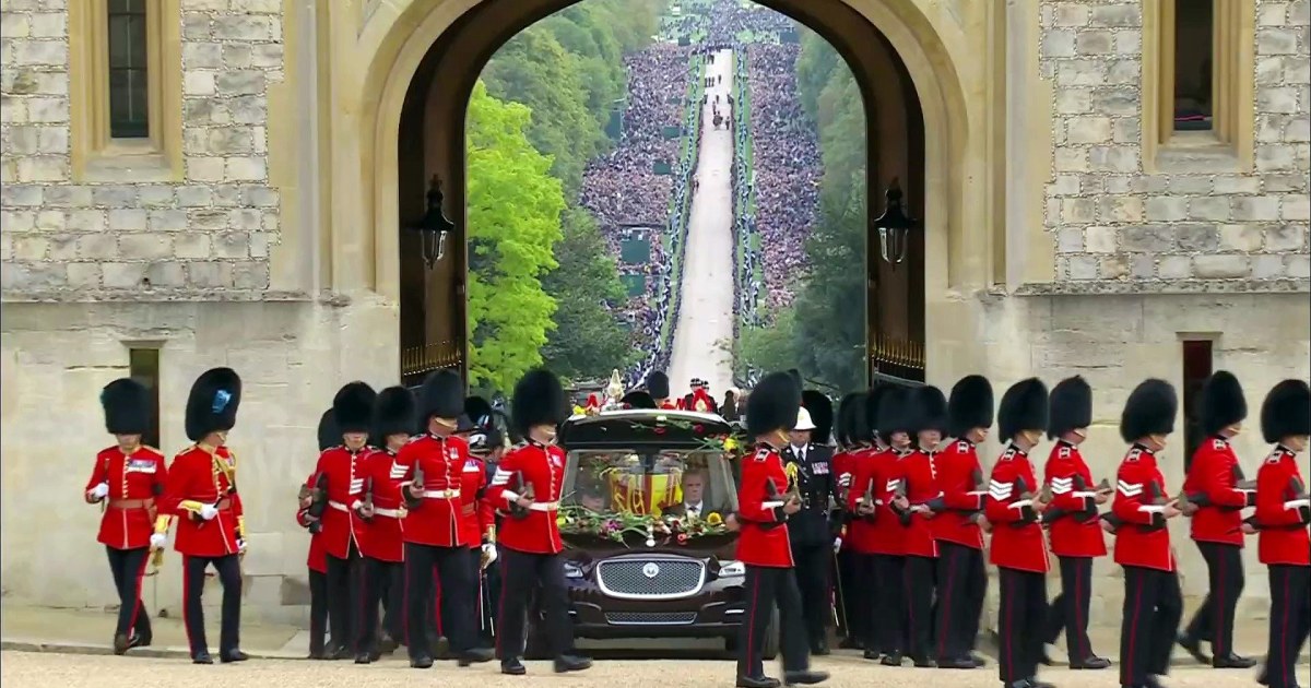 Charles, William, Harry receive queen at Windsor Castle
