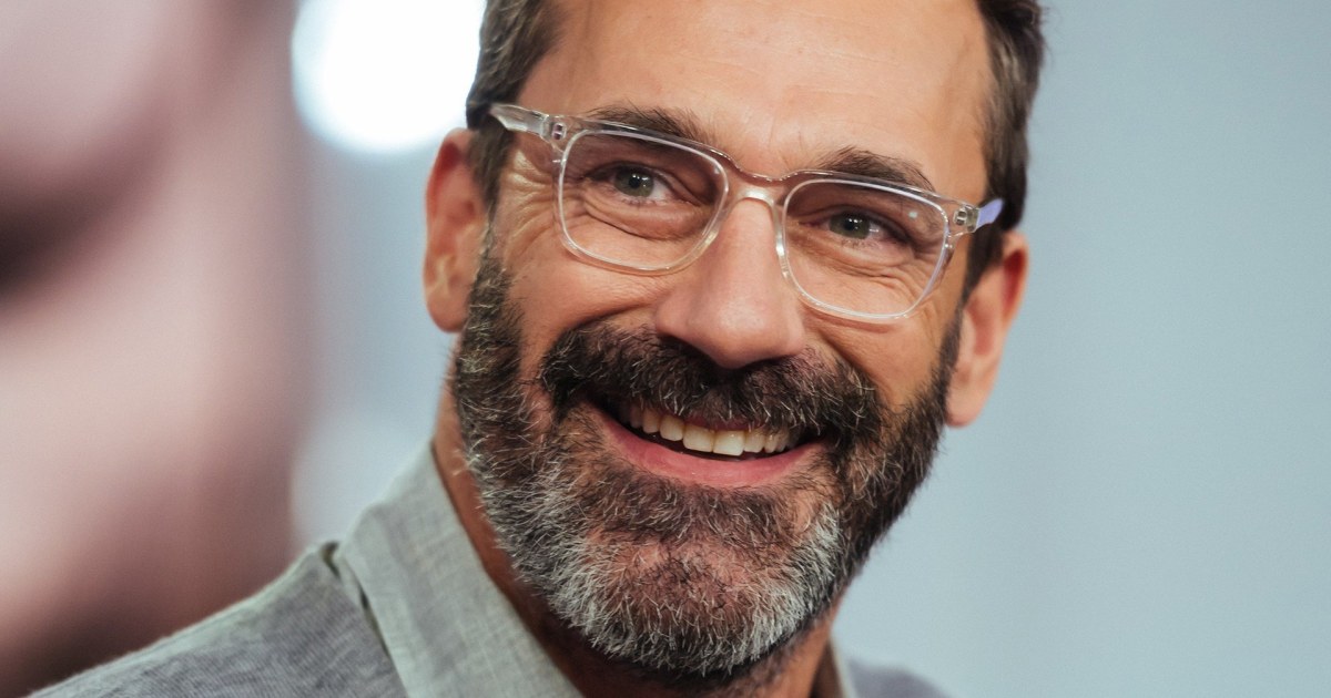 Jon Hamm reflects on Paul Rudd's DJ days