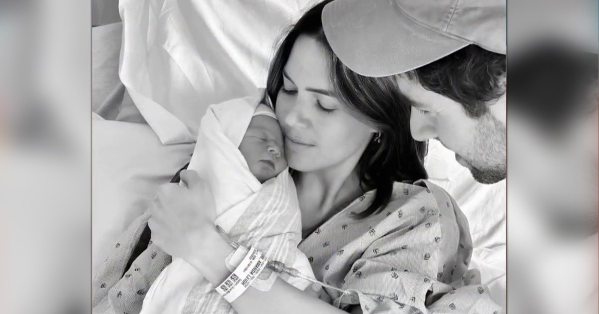 Mandy Moore welcomes baby No. 2 — and reveals his name!