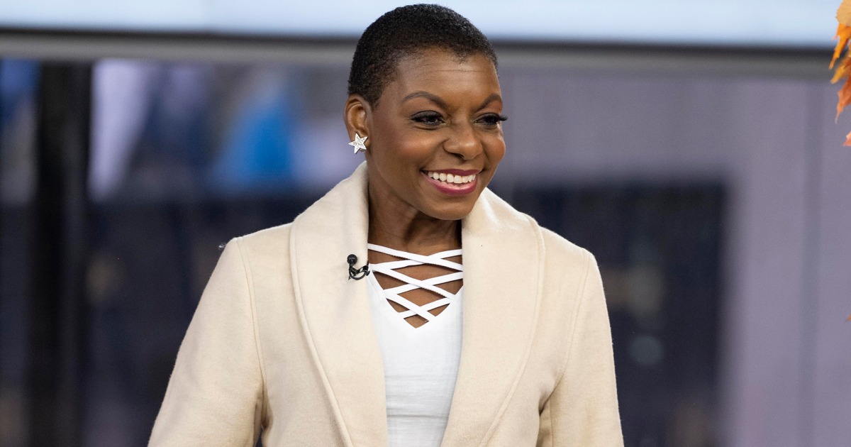 These are the 4 biggest trends in fall jackets and coats