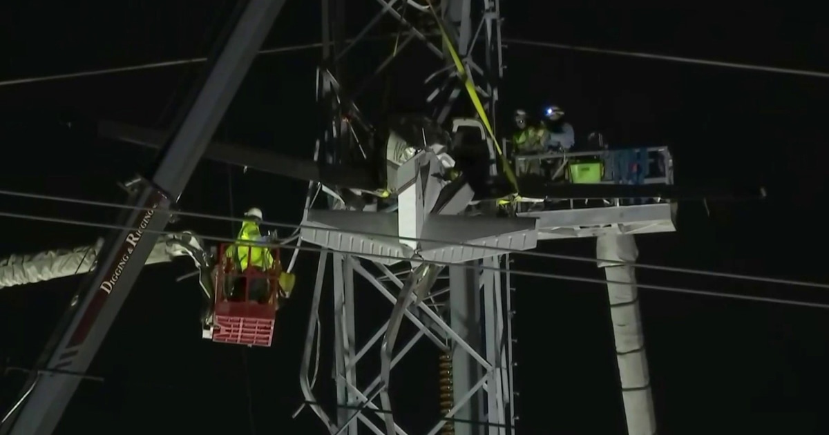 911 calls from plane that crashed into electrical tower released