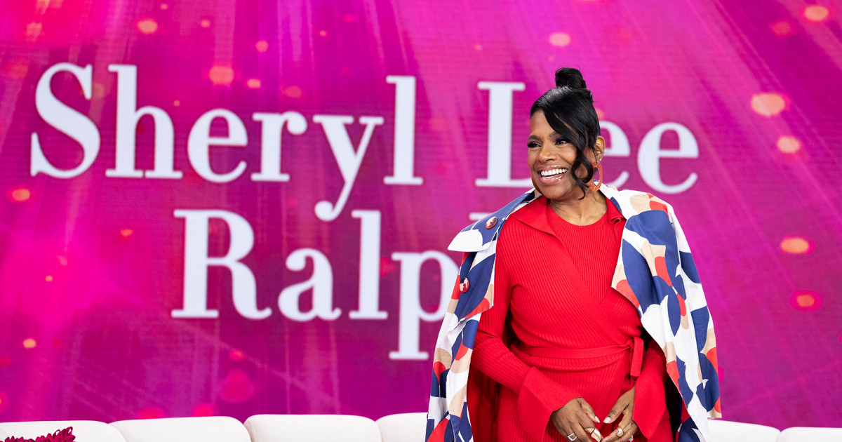 Sheryl Lee Ralph overcome with emotion talking about Emmy win