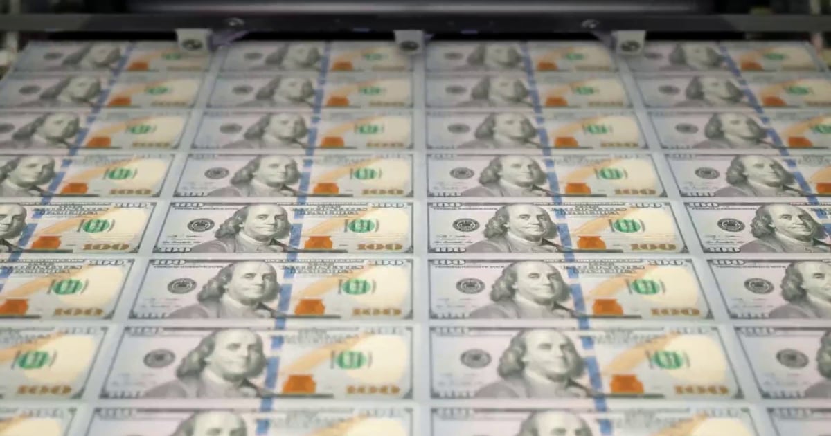 Stopgap funding bill passes House, heads to Senate