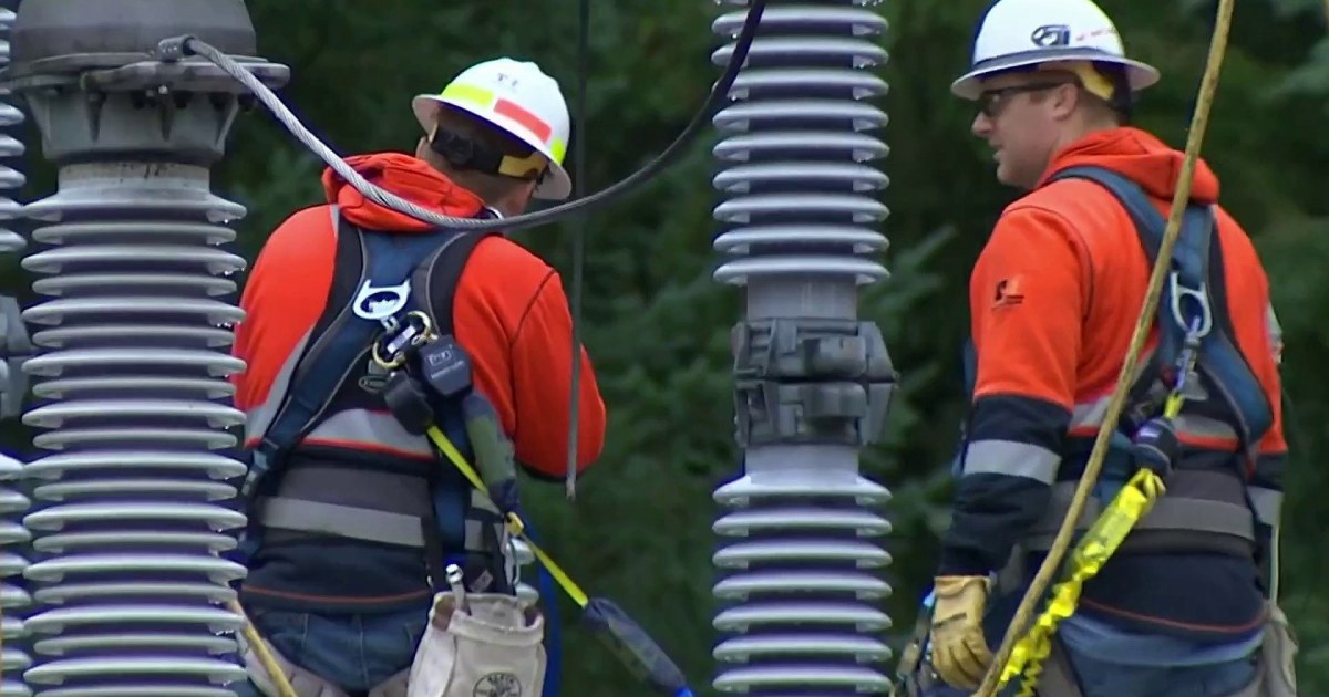 Power station attacks on Christmas leave 17,000 without power