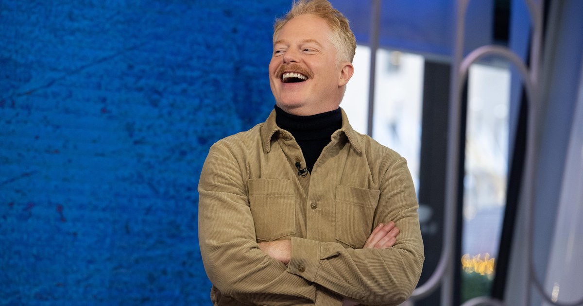 Jesse Tyler Ferguson talks new doc, Tony win, 'Cocaine Bear'