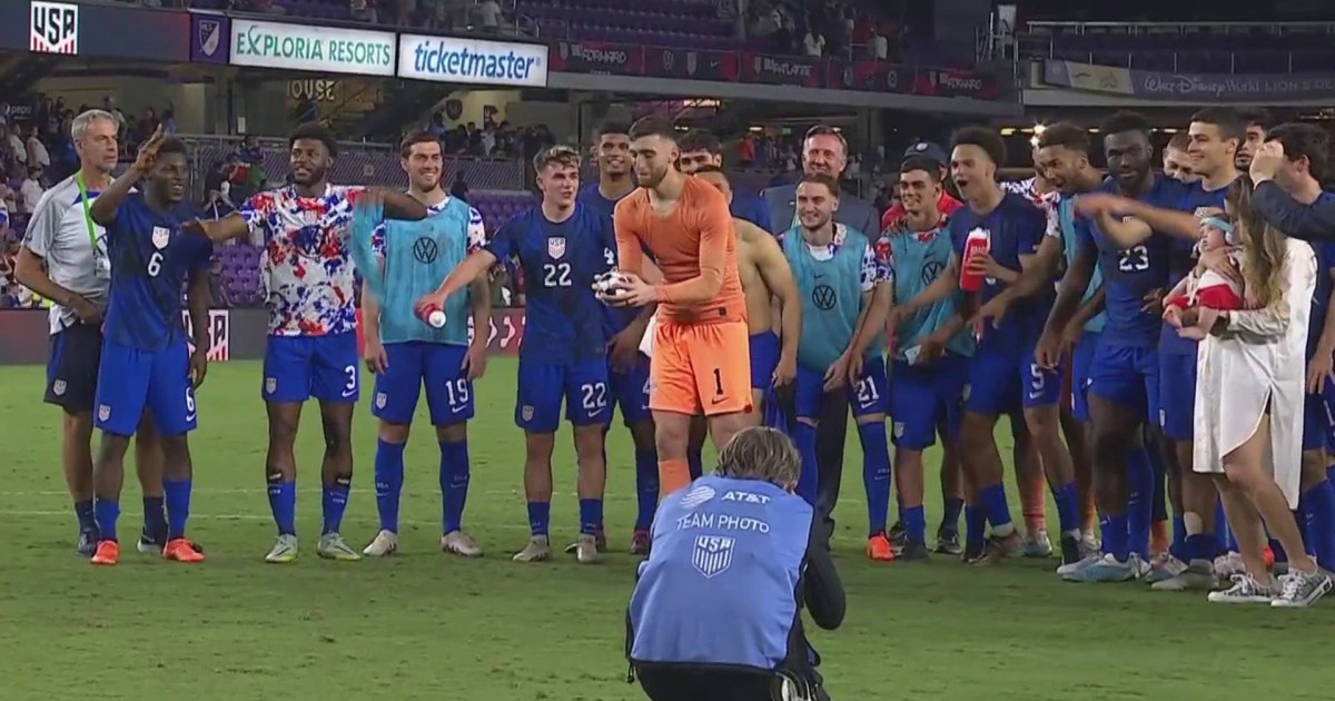 See Arsenal star Matt Turner's on-pitch baby gender reveal