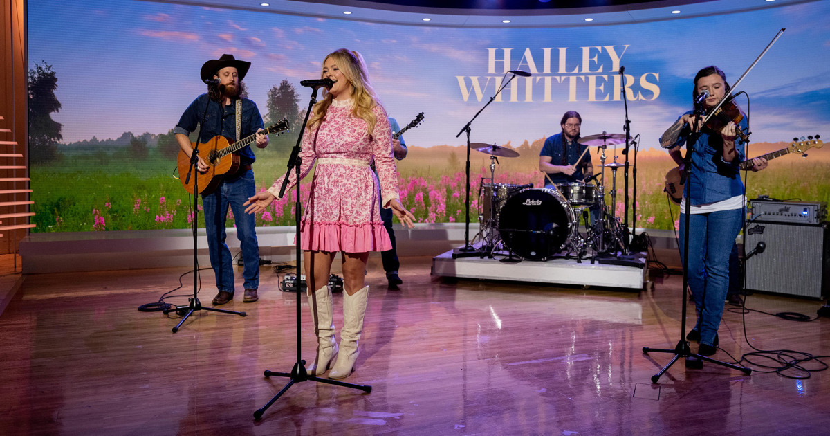 Hailey Whitters performs ‘Everything She Ain’t’ live on TODAY
