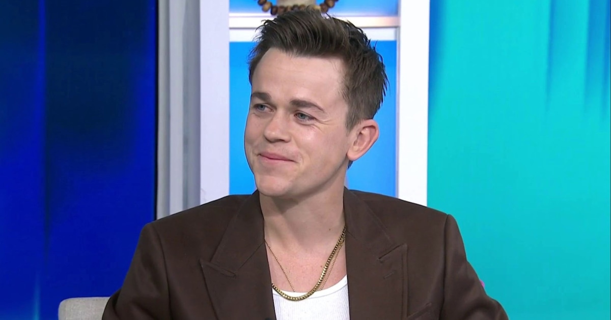 John Owen Lowe on how trolling his dad Rob inspired 'Unstable'