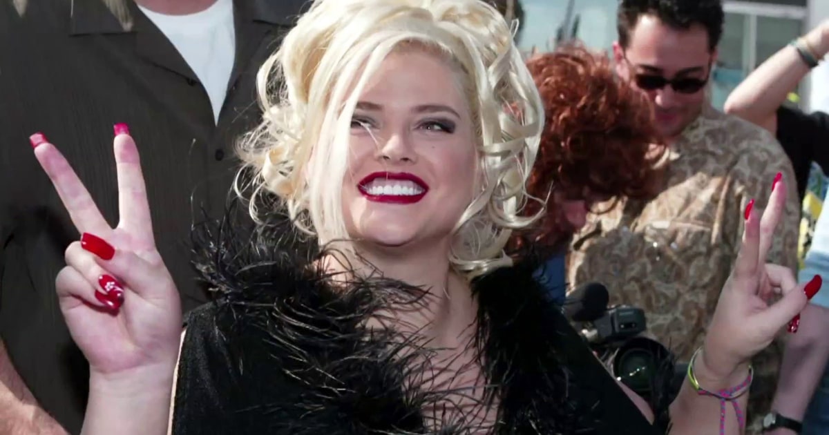 Get a first look at the trailer for Anna Nicole Smith documentary