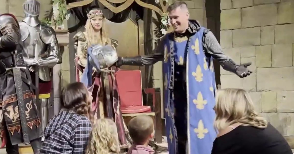 Military dad in knight costume surprises kids at medieval restaurant