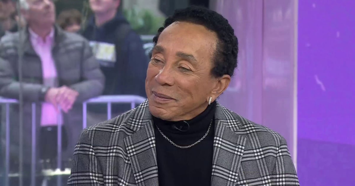 Smokey Robinson on meeting Harry Belafonte, new album ‘Gasms’