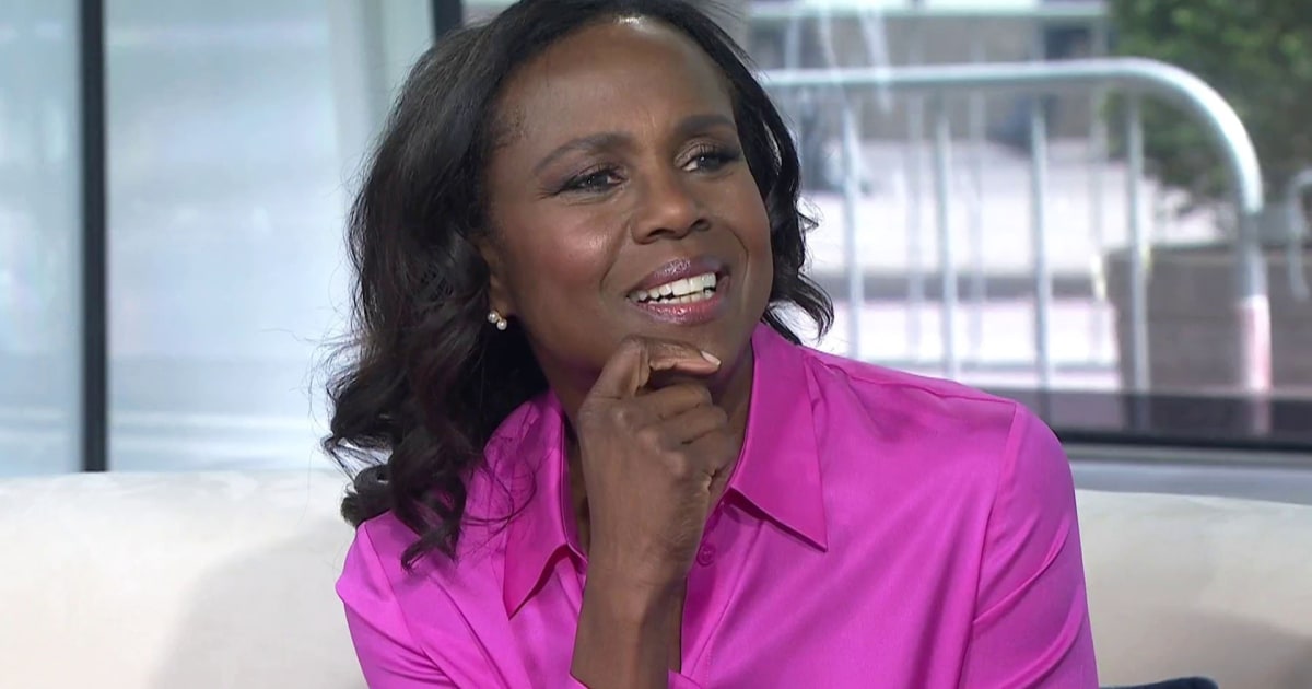 Deborah Roberts talks valuable stories in ‘Lessons Learned' book