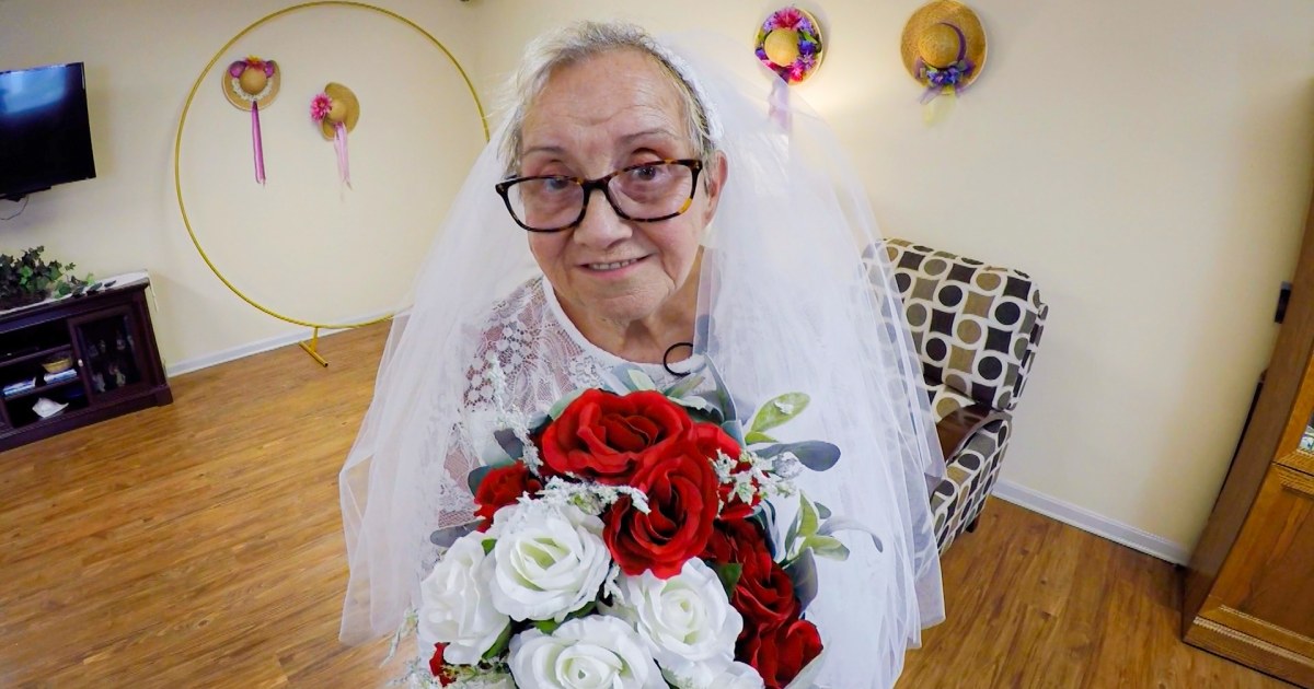77-year-old plans her dream wedding — to herself!