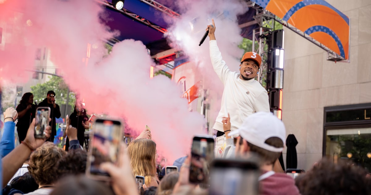 Chance the Rapper performs ‘Same Drugs’ live on TODAY