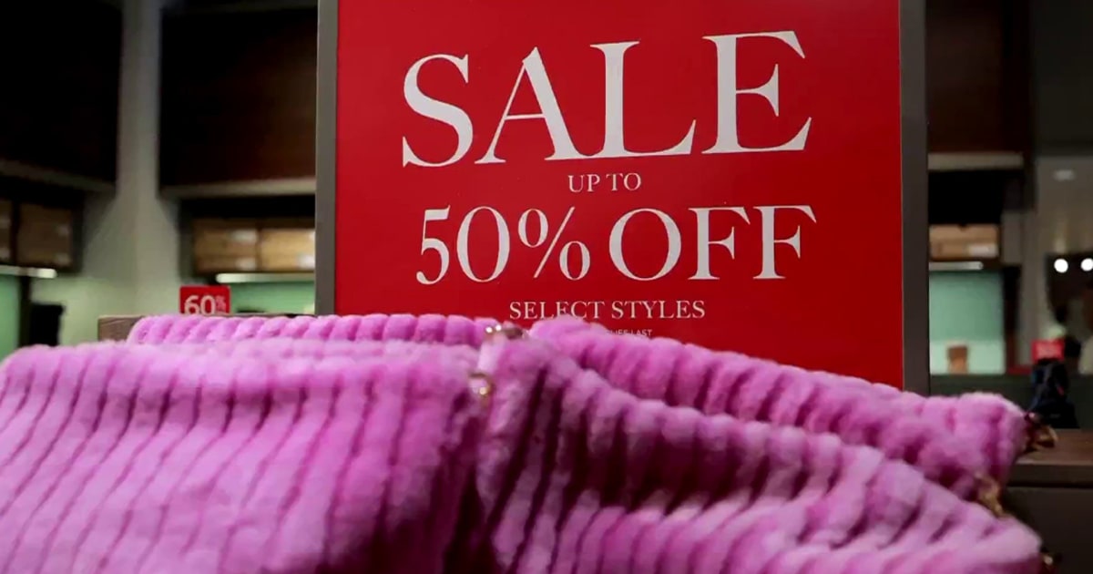 How to find the best deals at outlet stores