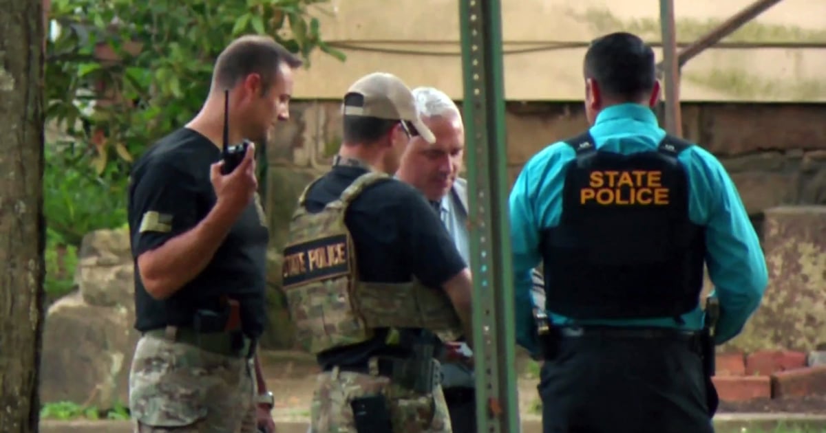 Manhunt underway after ‘dangerous’ inmate escapes jail Manhunt underway after ‘dangerous’ inmate escapes jail