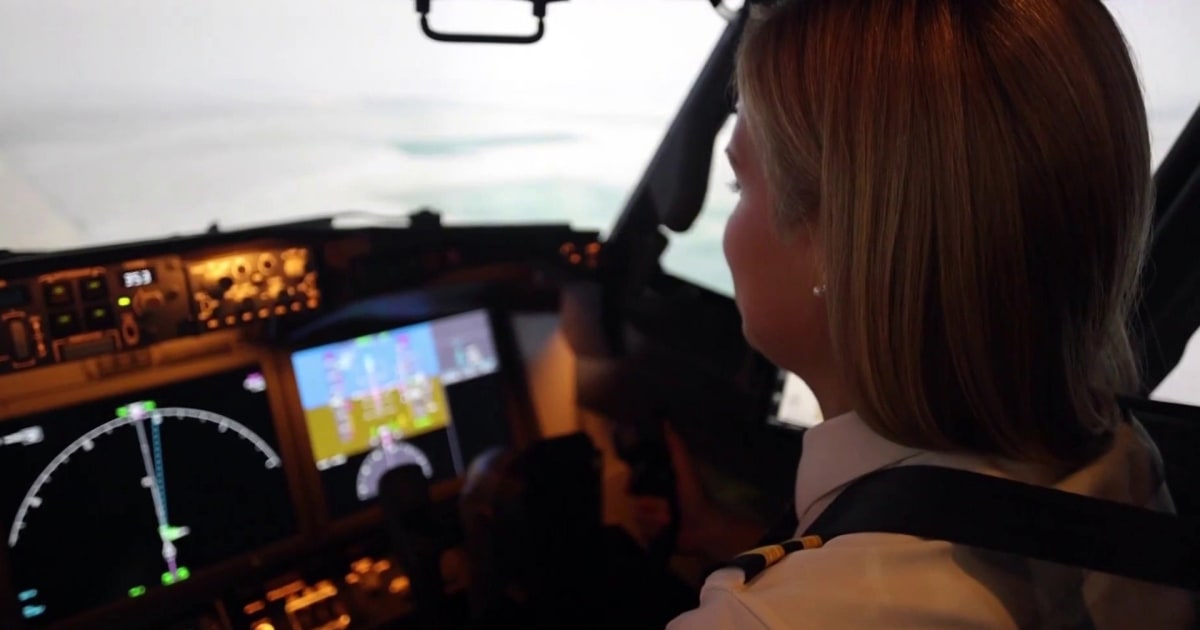 Congress weighs raising pilot retirement age from 65 to 67