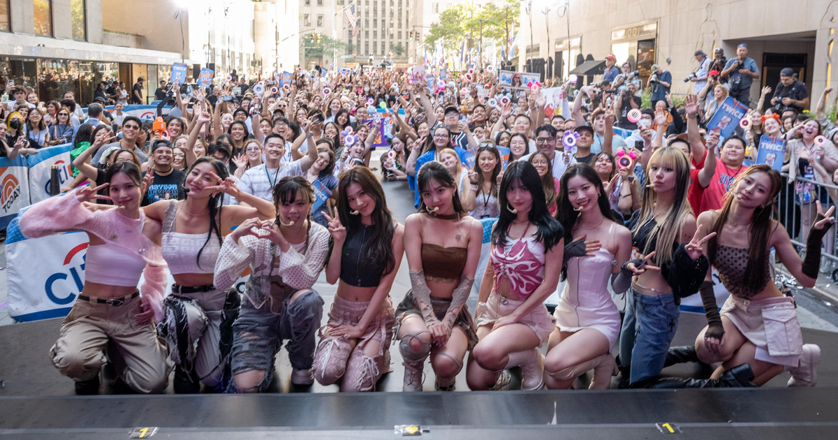 Meet the members of K-pop supergroup TWICE