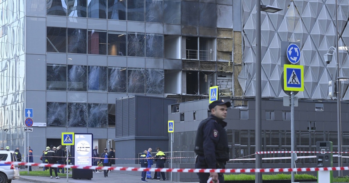 Skyscraper in Moscow hit by second drone attack in 2 days