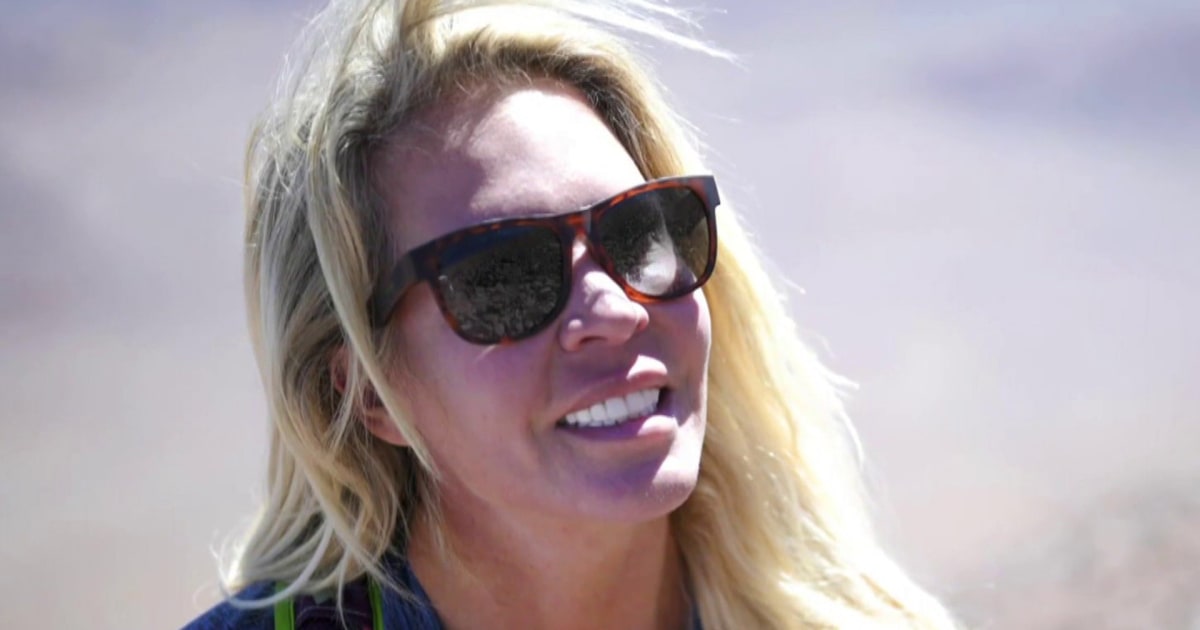 How this mountain-climbing mom of 7 is teaching her kids about grit